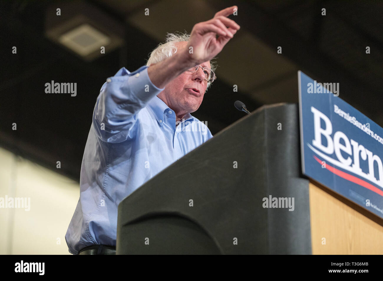 Davenport, Iowa, USA. 5th April, 2019. Vermont Senator Bernie Sanders ...