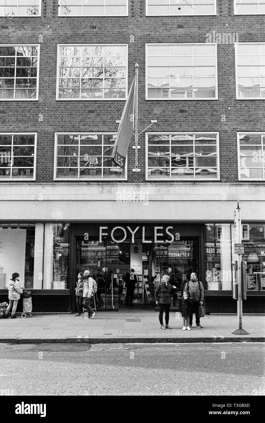 Foyles bookshop charing cross Black and White Stock Photos & Images - Alamy