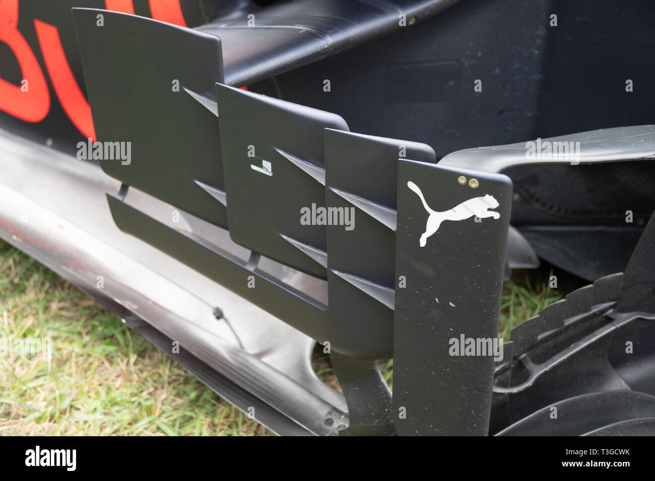 Monza/Italy - aero details of #3 Daniel Ricciardo's stricken RB14 at ...