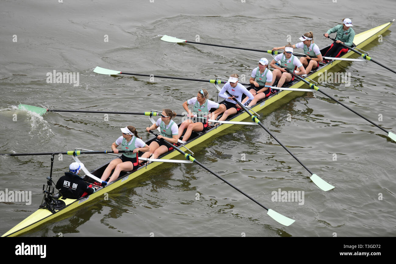 London, UK. 7th April, 2019. The annual Boat Race between Oxford and ...