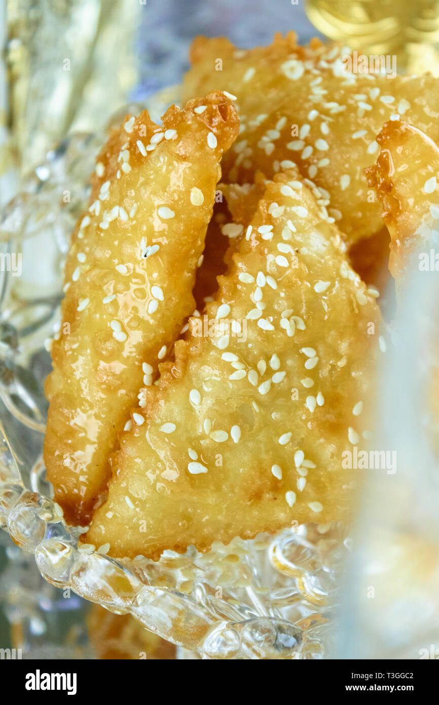 Sweet arabic algerian samsa samosa Stock Photo - Alamy