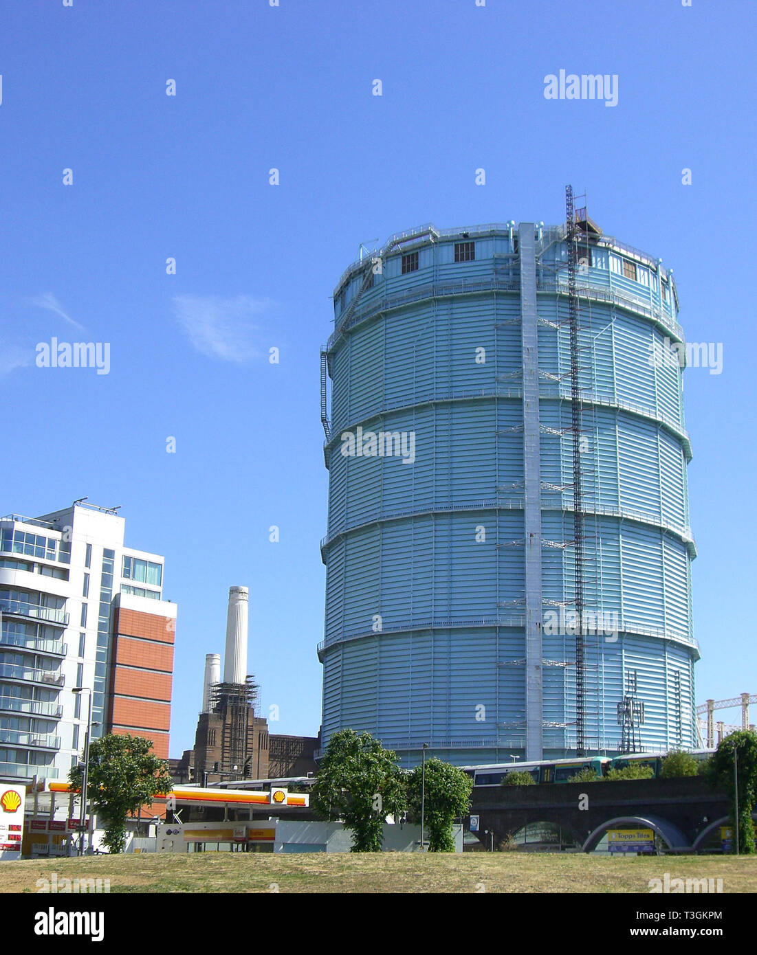 London Gas Towers at Richard Coates blog