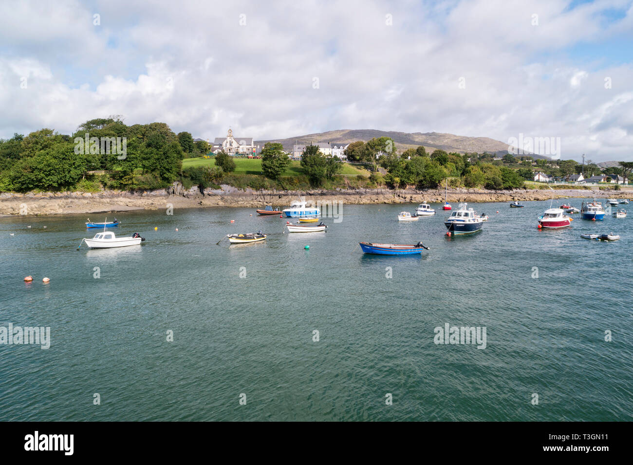 Schull church hi-res stock photography and images - Alamy