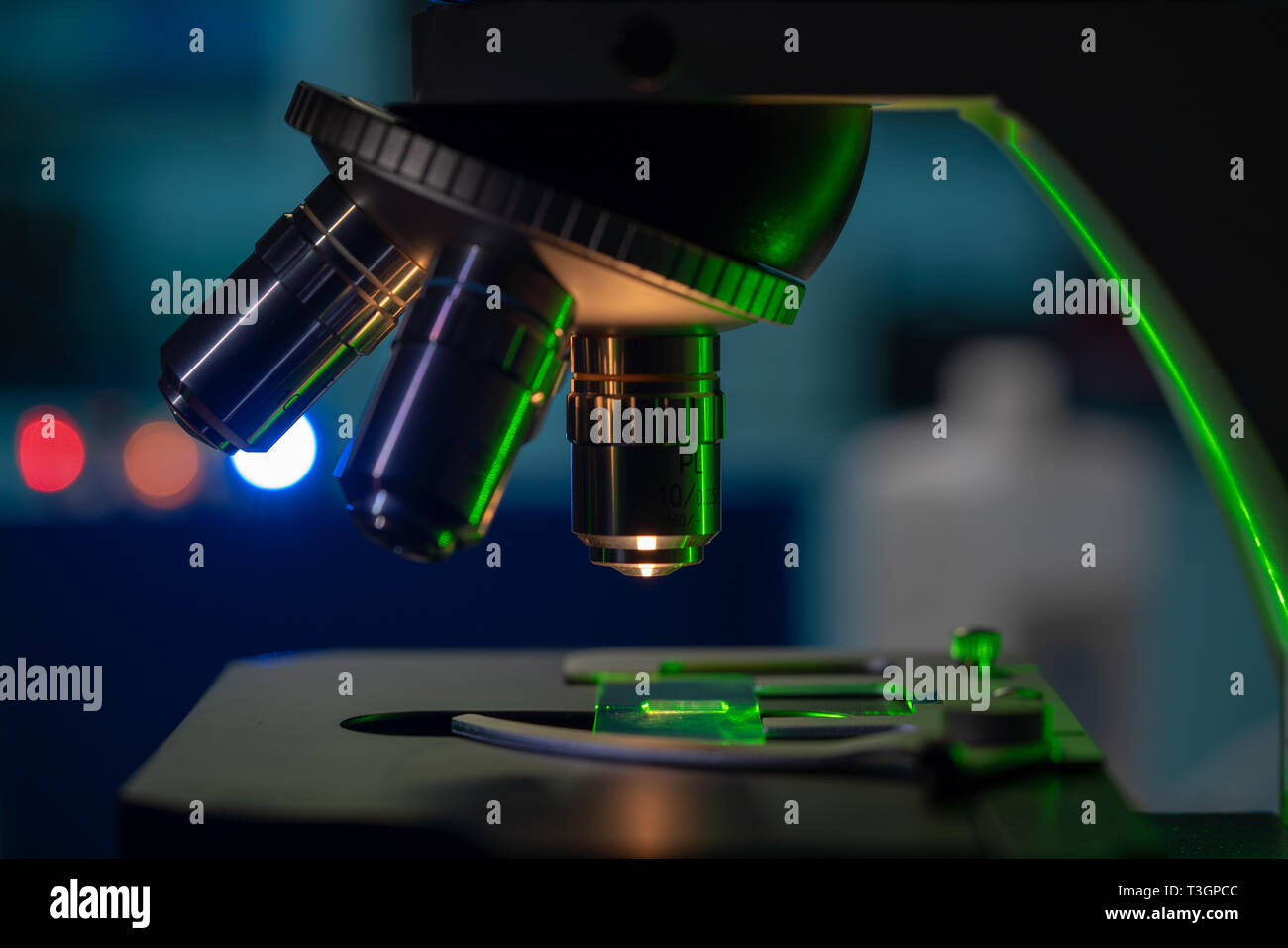 Scientific microscope in a nanotechnology laboratory Stock Photo - Alamy