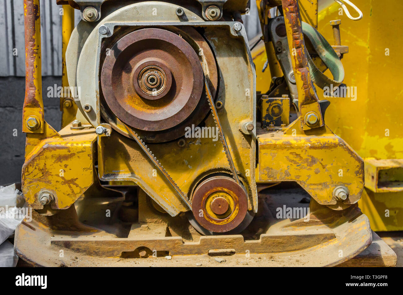 Pulley, gear, wheels, vibration Stock Photo - Alamy