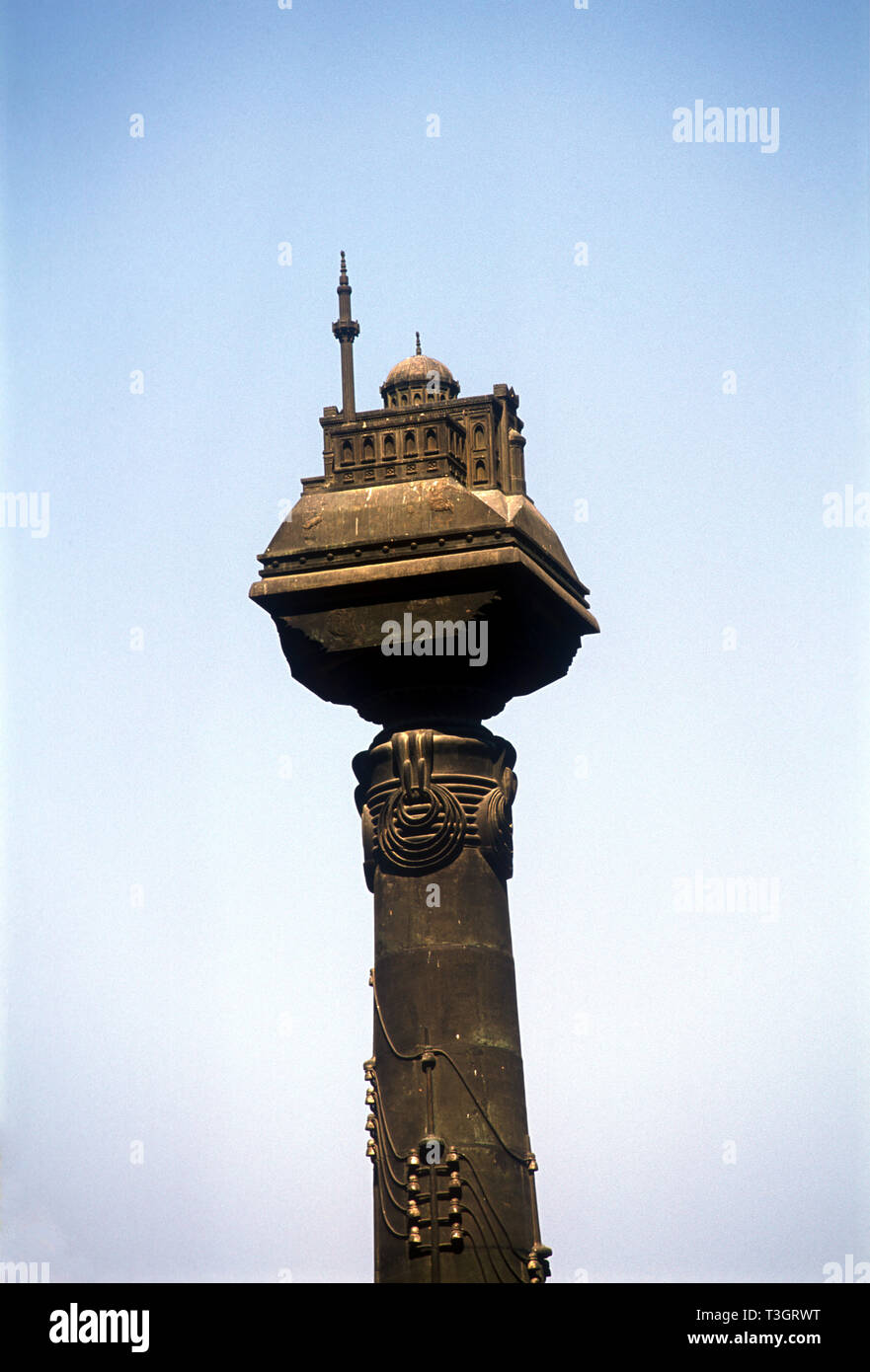A statue in Merjeh square, Damascus, Syria Stock Photo - Alamy