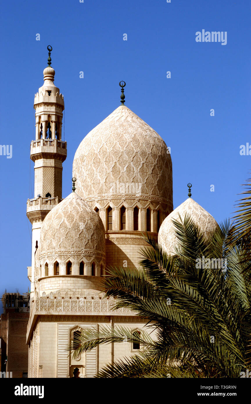 Abu Abbas Al Mursi mosque, Alexandria, Egypt Stock Photo - Alamy