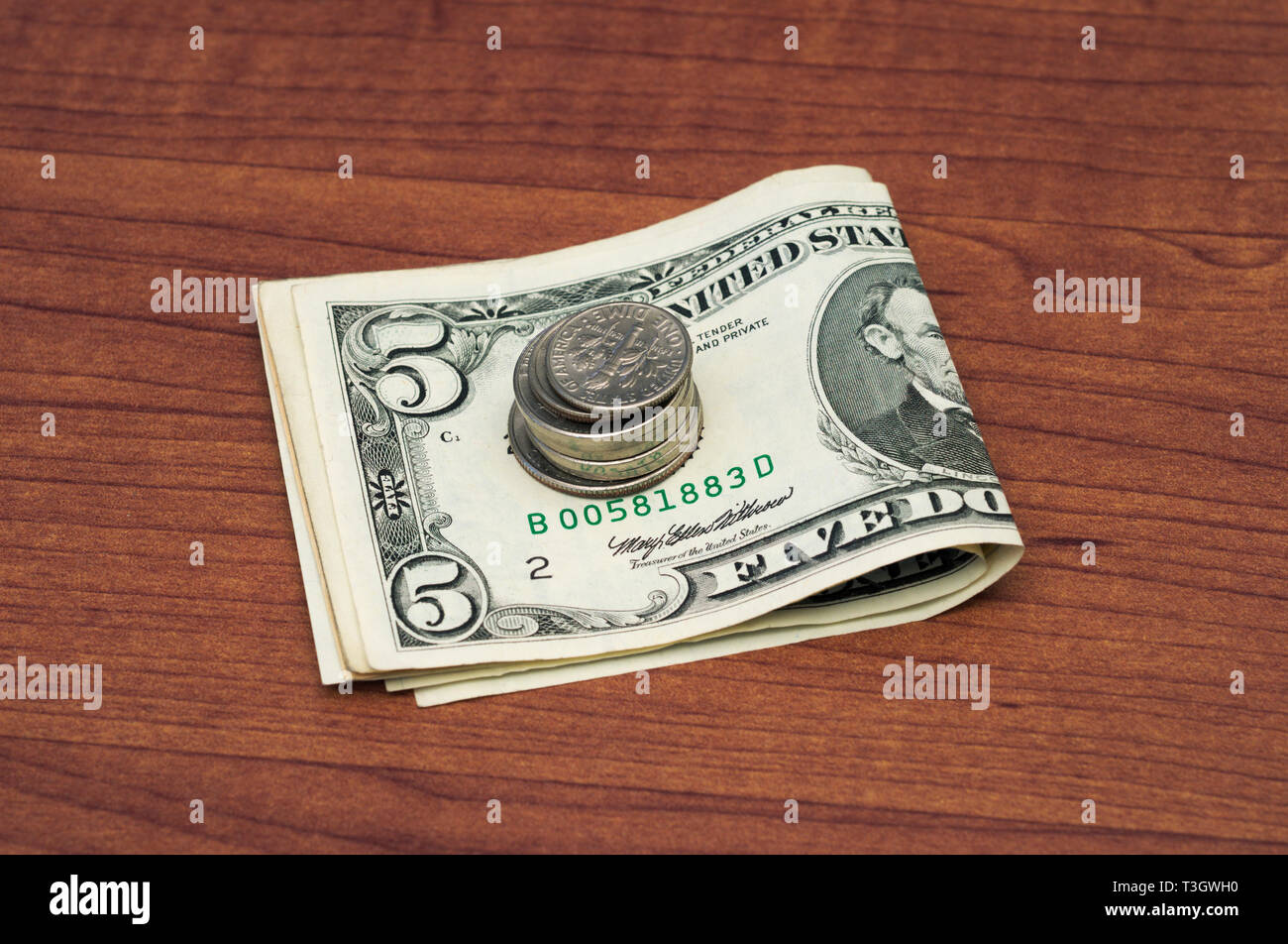 American dollar notes and coins hi-res stock photography and images - Alamy