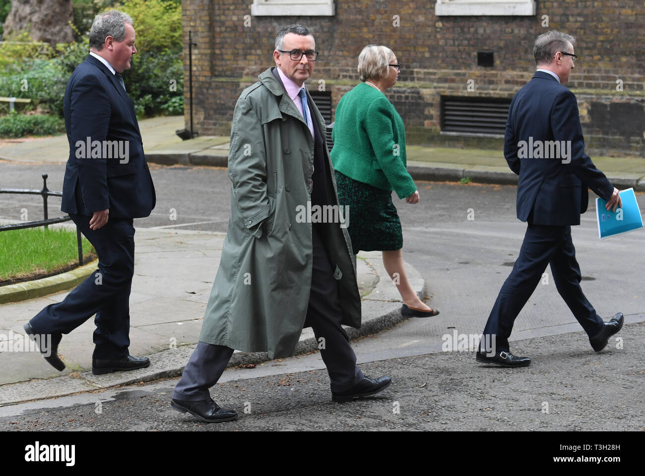 Other members conservative backbench 1922 committee hi-res stock ...
