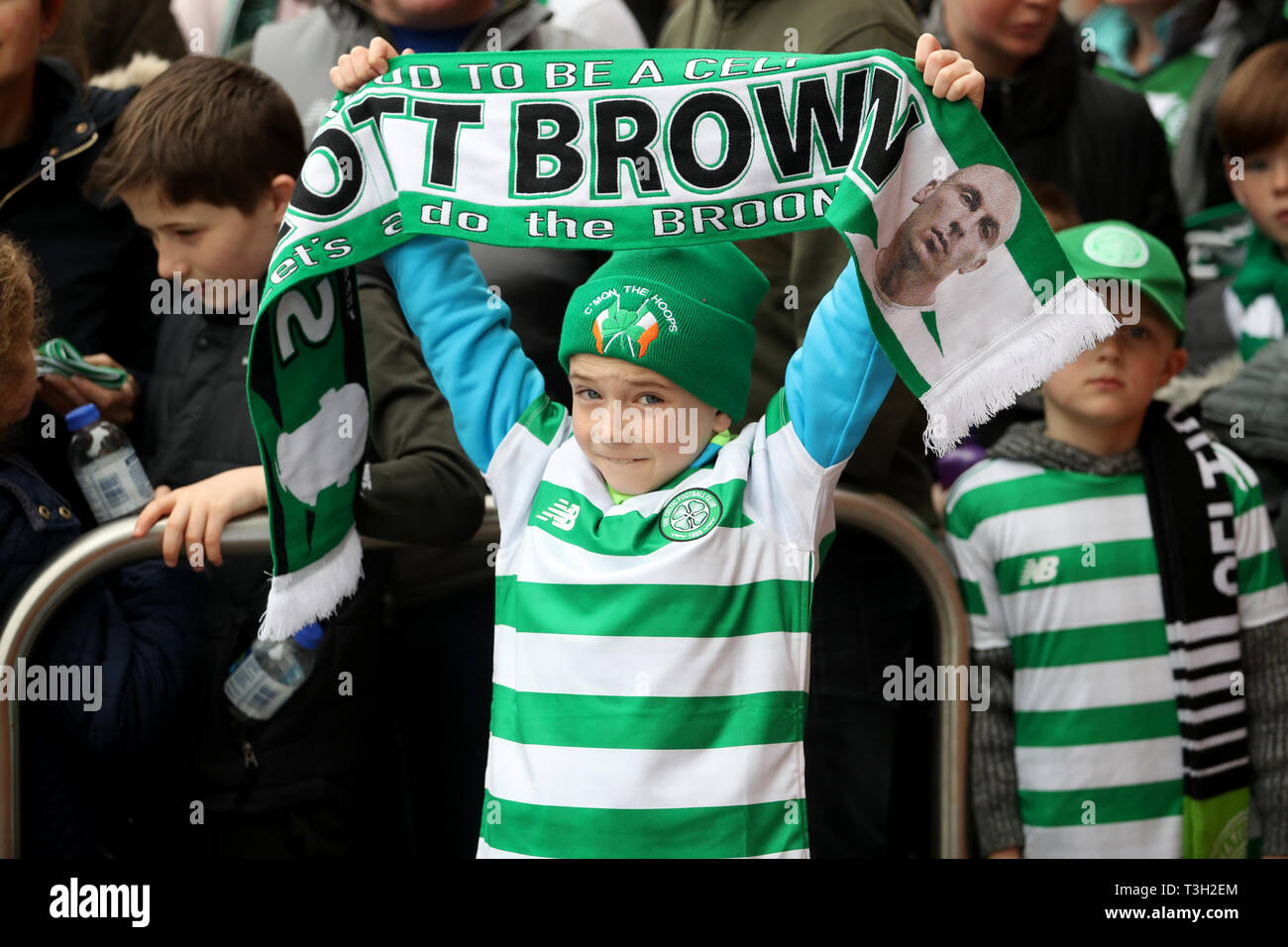 Young celtic fans hi-res stock photography and images - Alamy