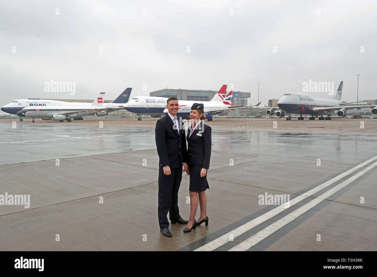 British airways boeing 747 cabin crew hi-res stock photography and ...