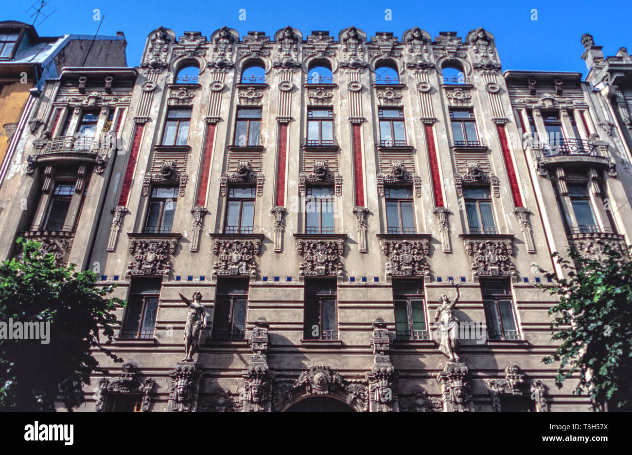 Facade of art nouveau apartment building on Alberta street (Alberta ...
