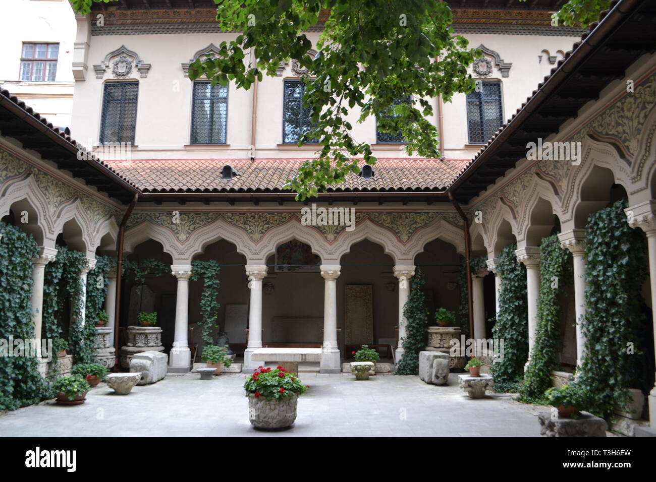 Stavropoleos Church, (Monastery) Bucharest, Romania Stock Photo - Alamy