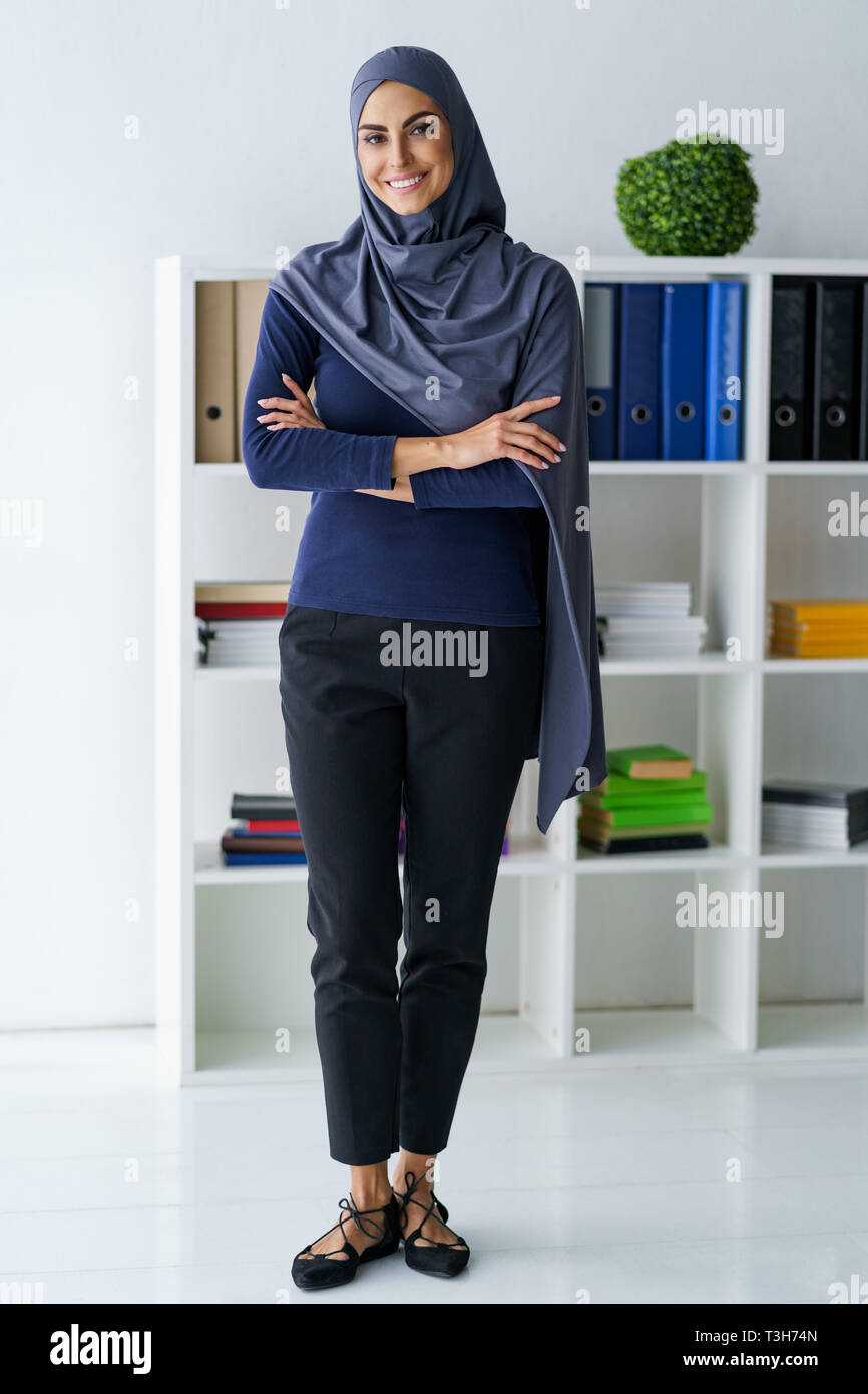 Full length portrait of woman Stock Photo - Alamy