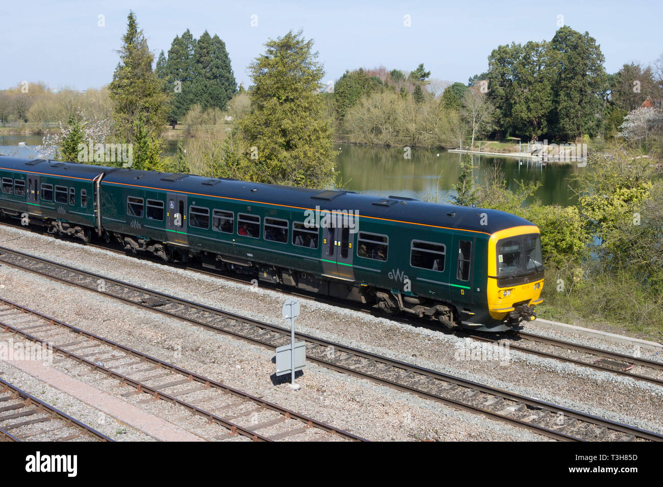 Class 165 train hi-res stock photography and images - Alamy
