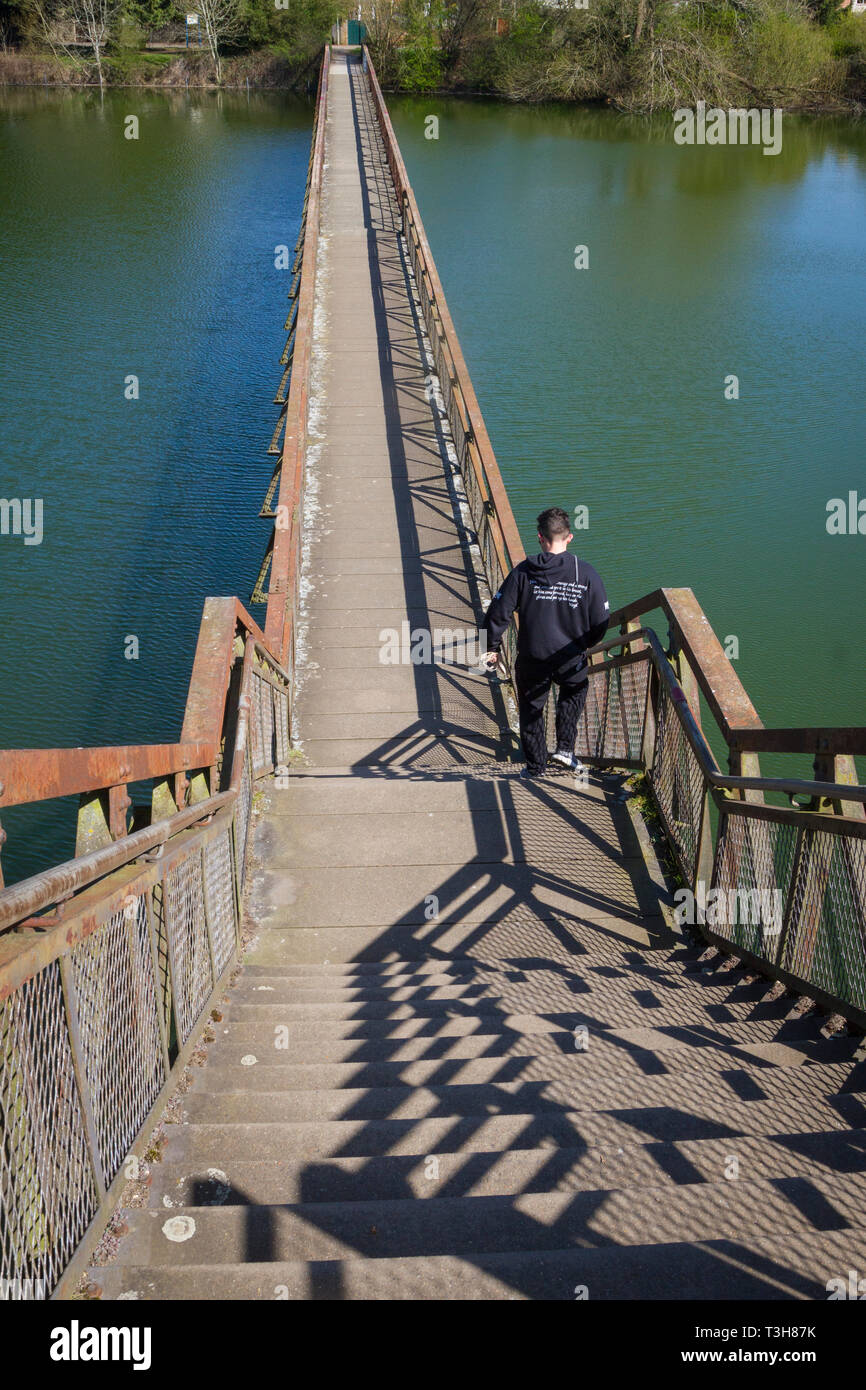 The cast iron footbridge taking the Devil's Backbone path over Hinksey ...
