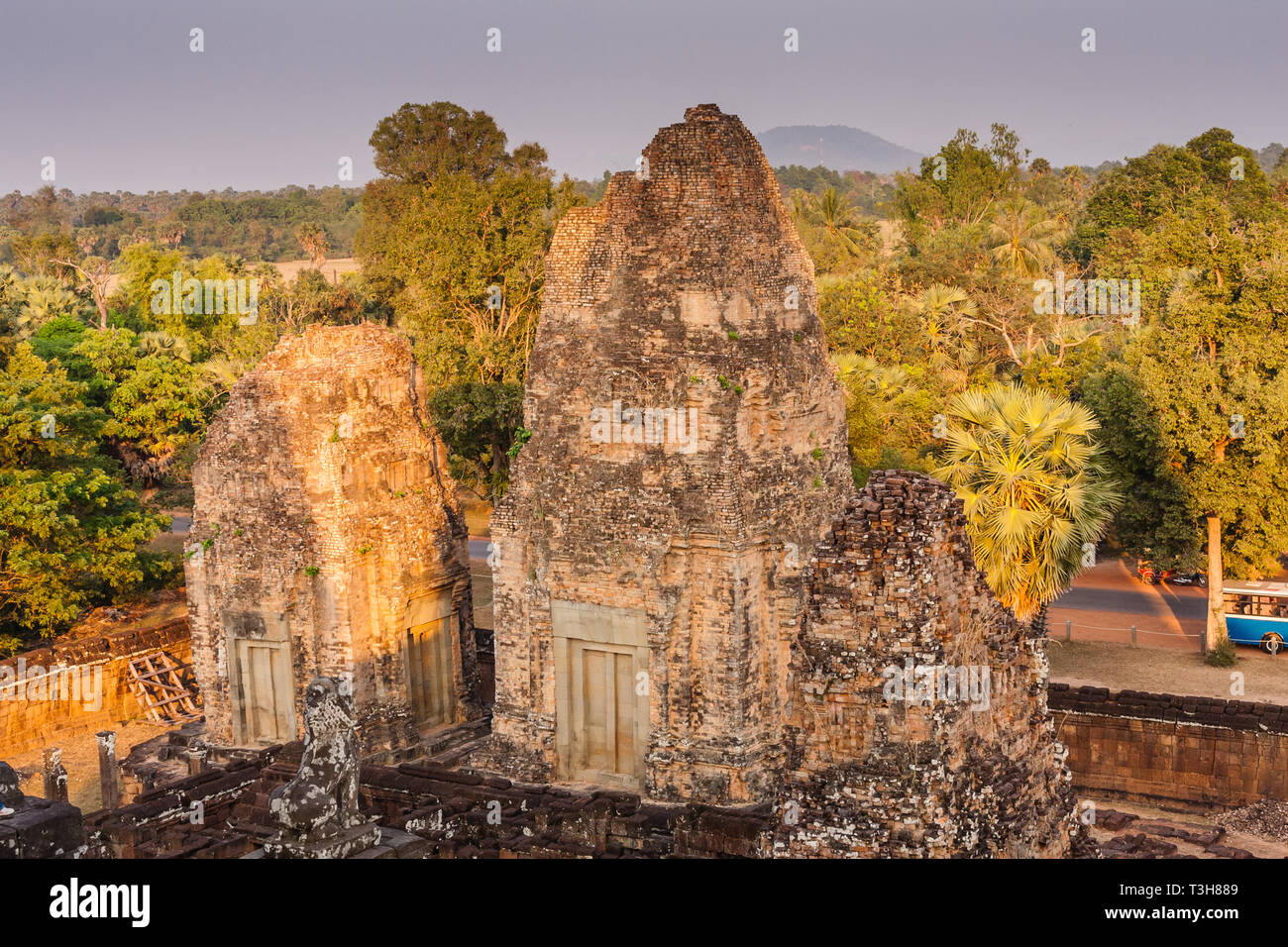 Pre Rup Temple, Siem Reap, Cambodia Stock Photo - Alamy