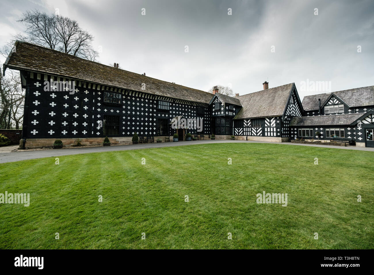 Samlesbury hi-res stock photography and images - Alamy