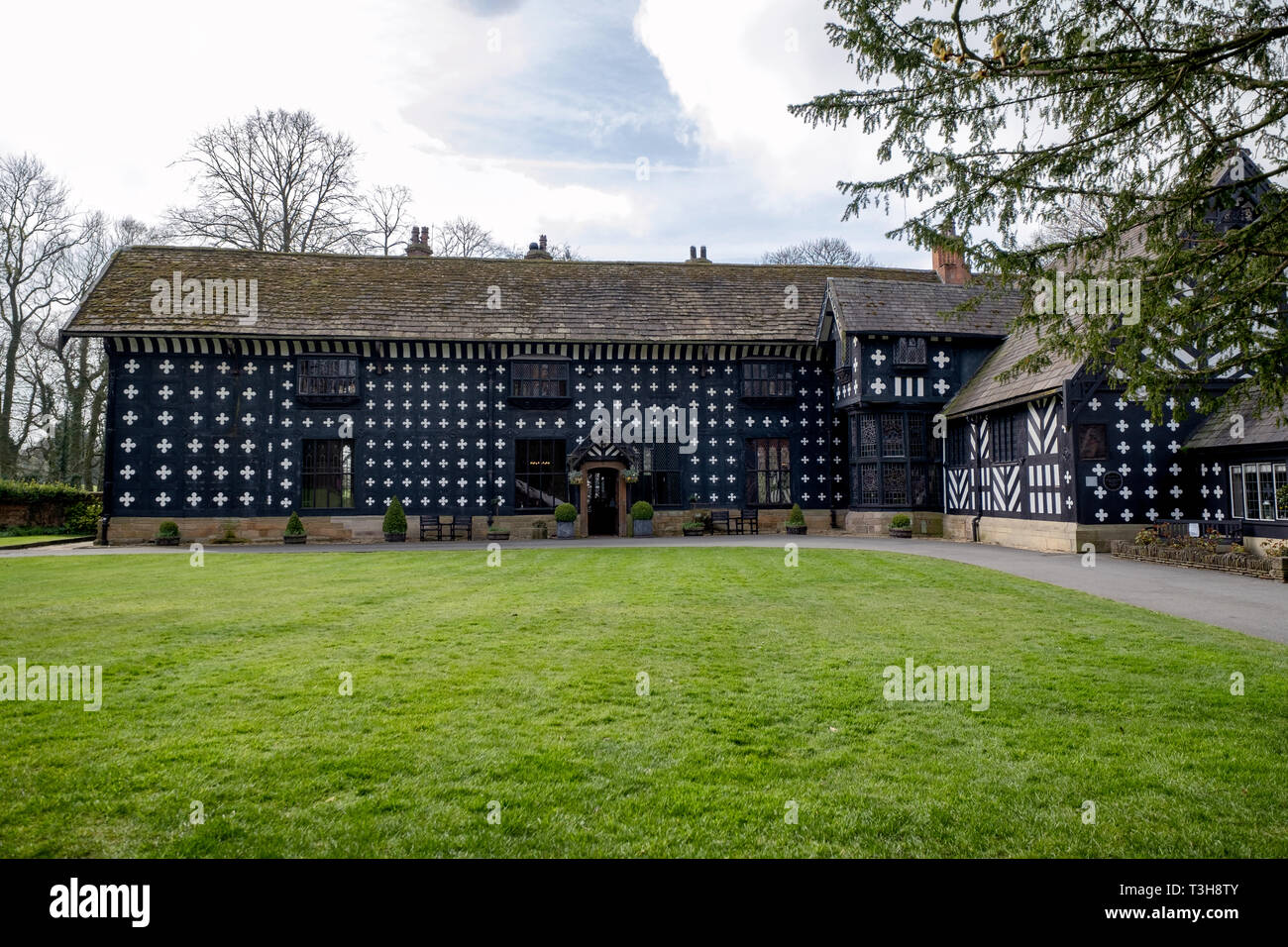 Samlesbury hi-res stock photography and images - Alamy