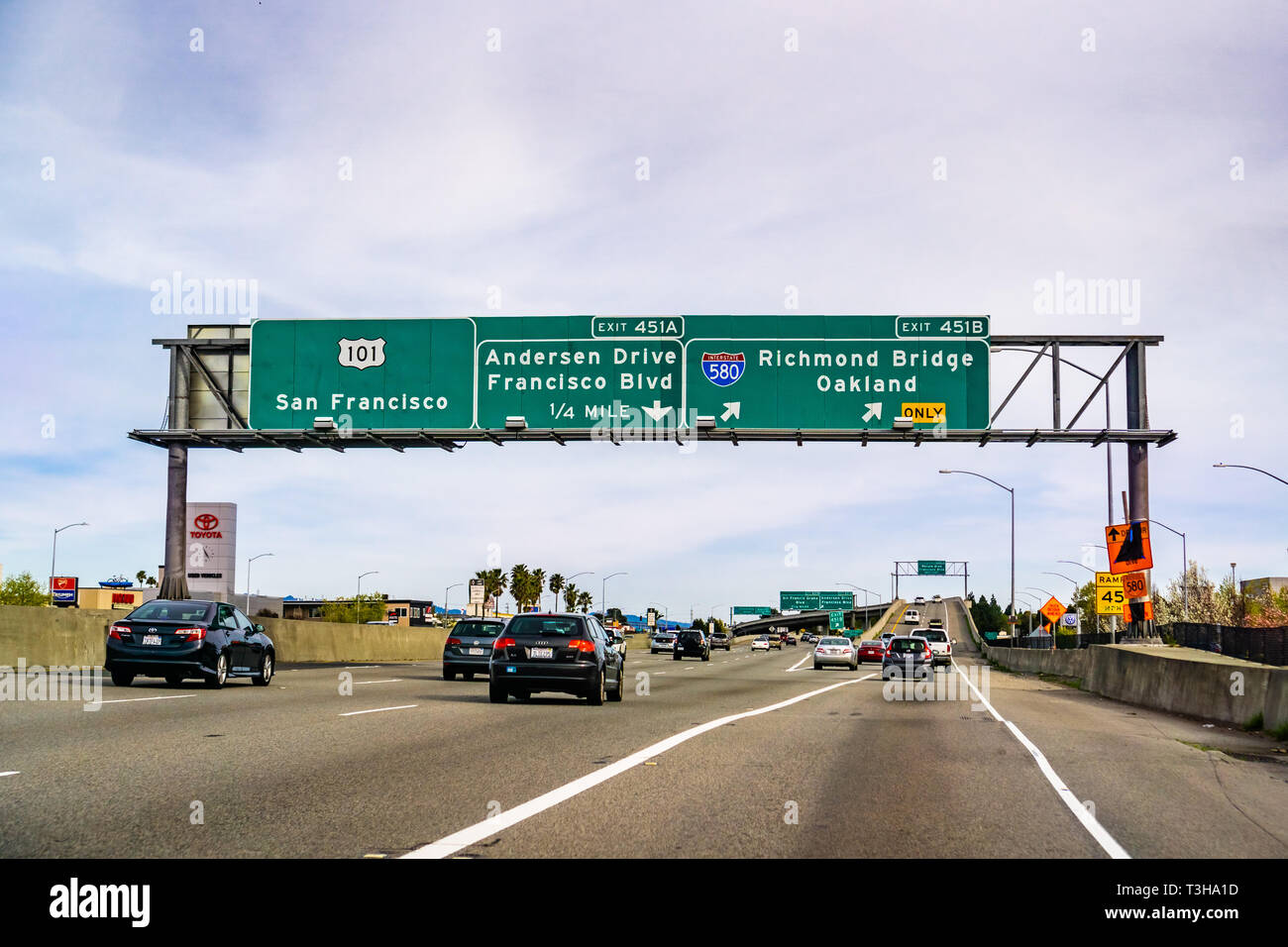 Freeway entrance sign california hi-res stock photography and images ...