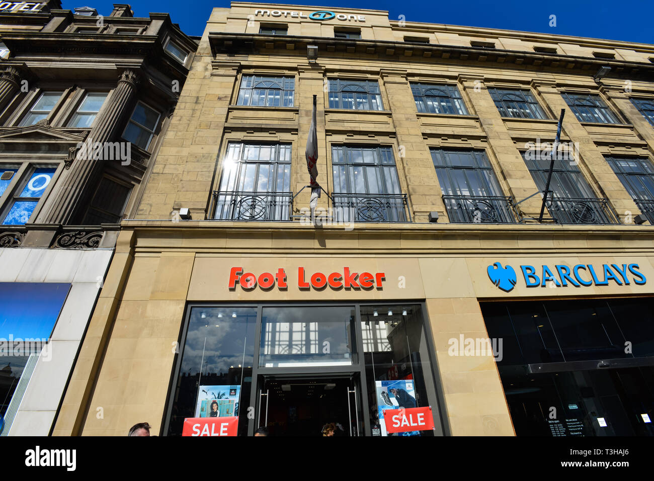 Foot locker shop in edinburgh hi-res stock photography and images - Alamy
