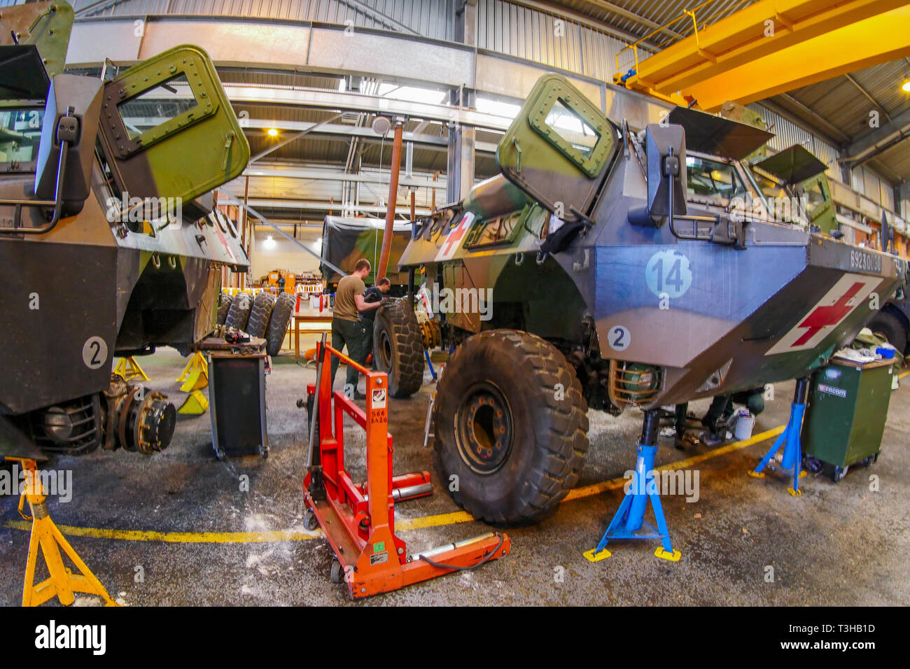 évacuation militaire hi-res stock photography and images - Alamy