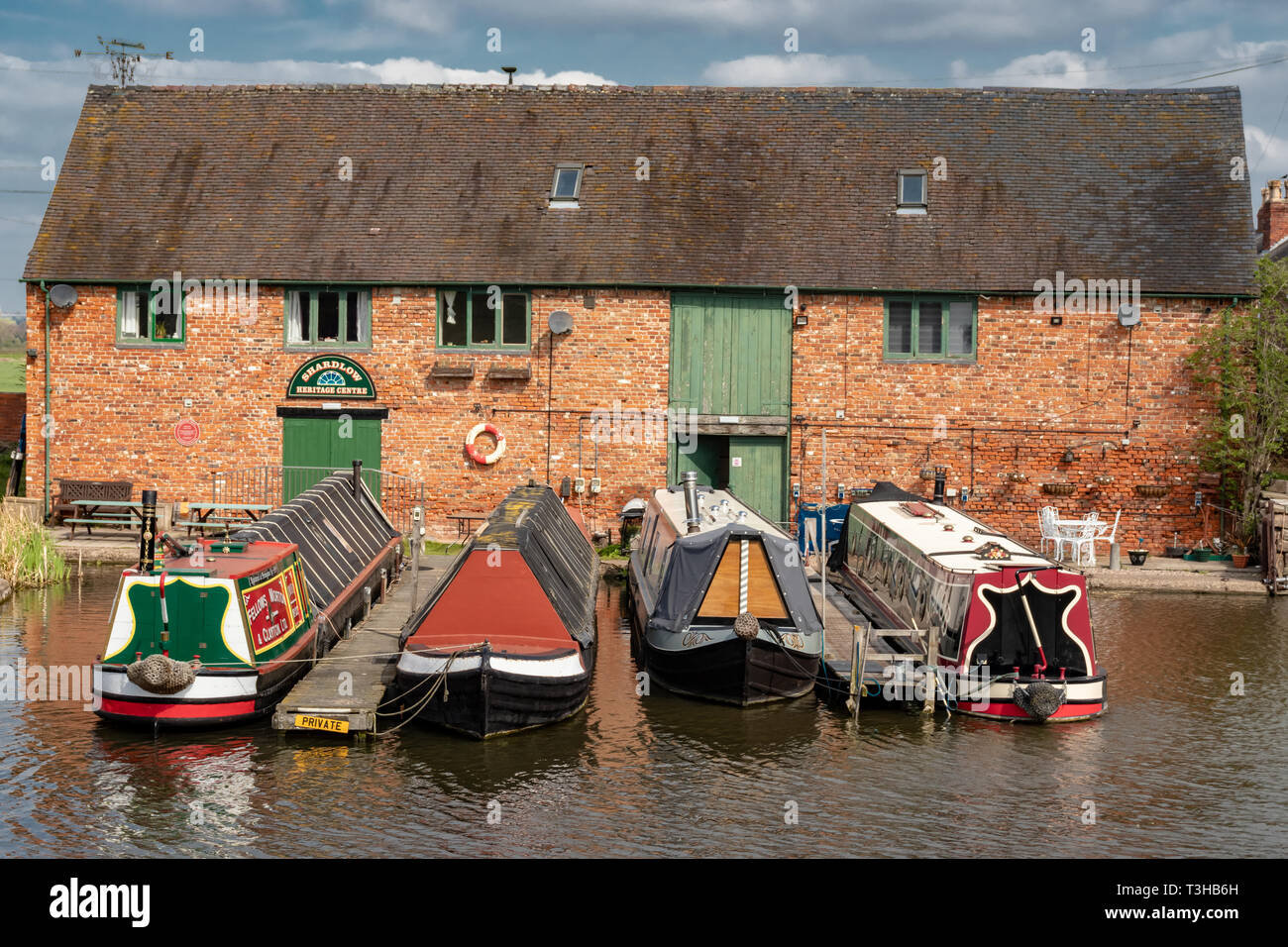 Shardlow boats hi-res stock photography and images - Alamy