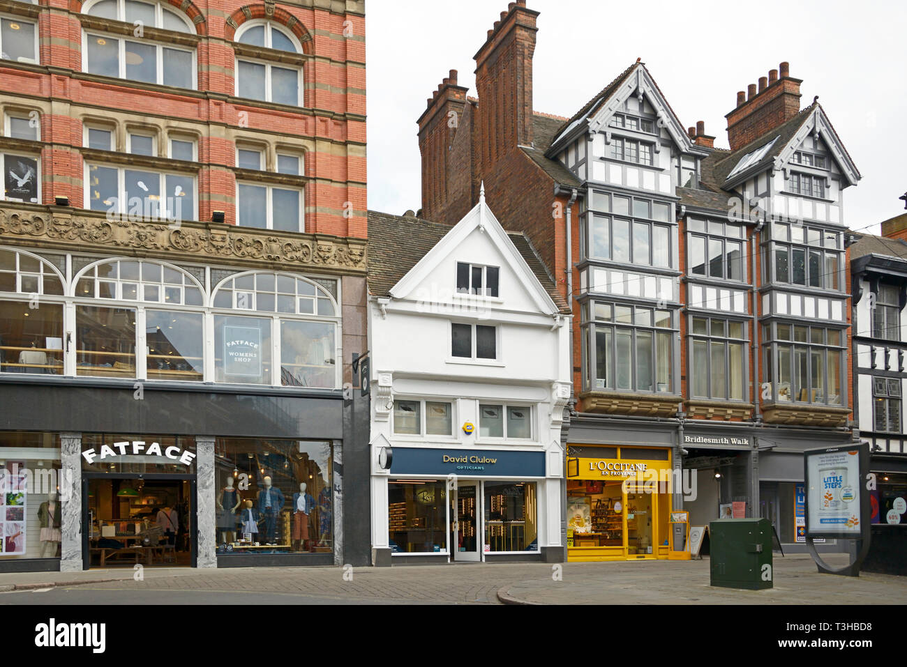 Gate architecture hi-res stock photography and images - Alamy