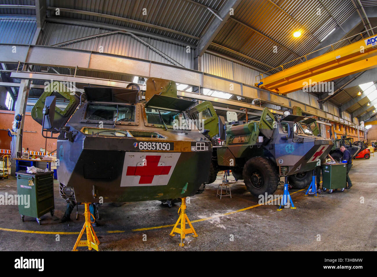 évacuation militaire hi-res stock photography and images - Alamy