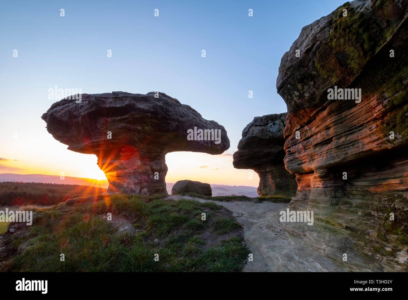 The Bunnet Stane (Bonnet Stone) calciferous sandstone rock outcrop near ...