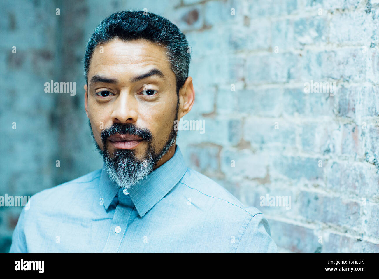 Latino old man hi-res stock photography and images - Alamy