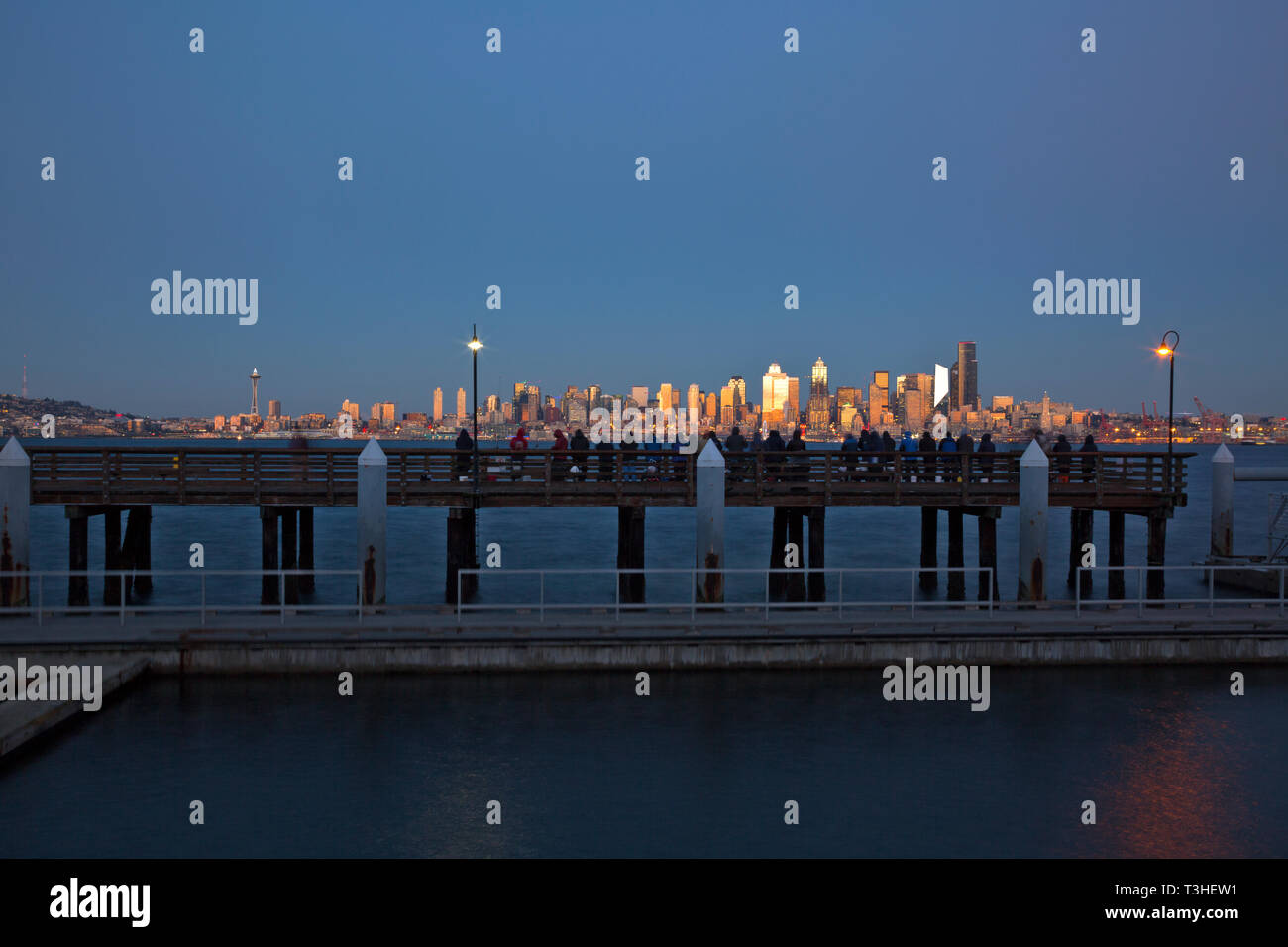 WASHINGTON - Setting sun creating a glow on downtown Seattle highrises ...