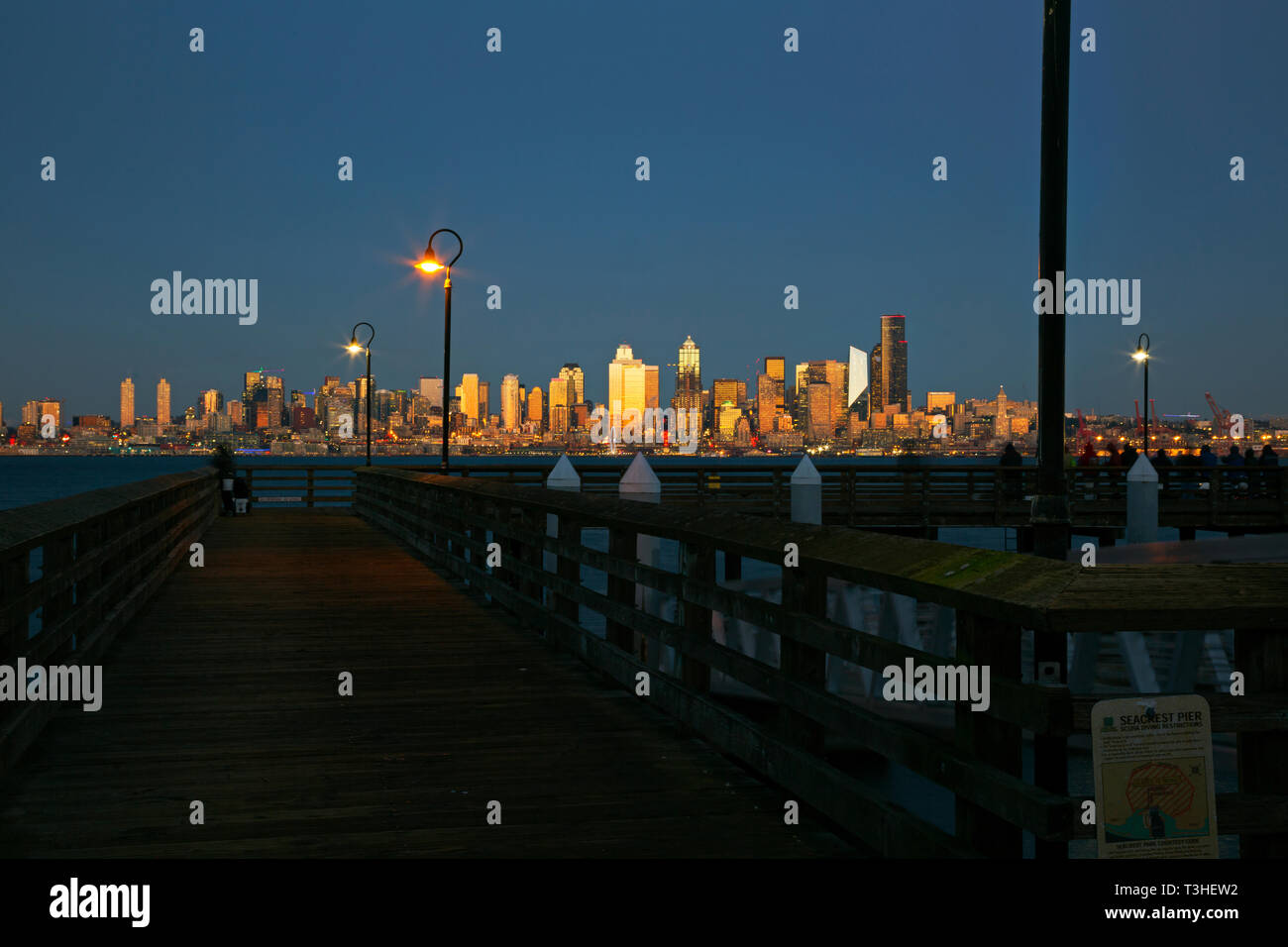 Popular recreation park hi-res stock photography and images - Alamy