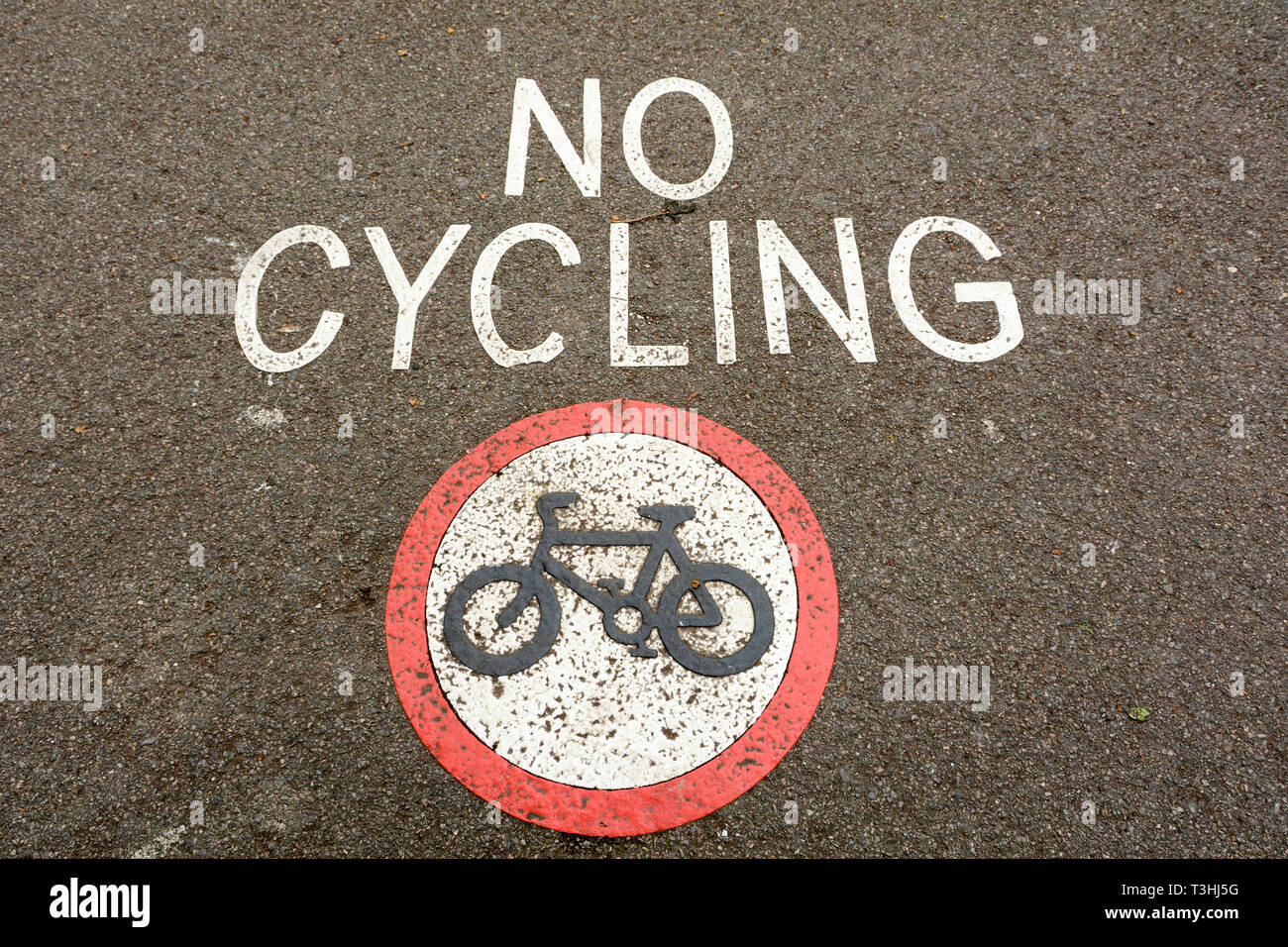 Highway code hi-res stock photography and images - Alamy
