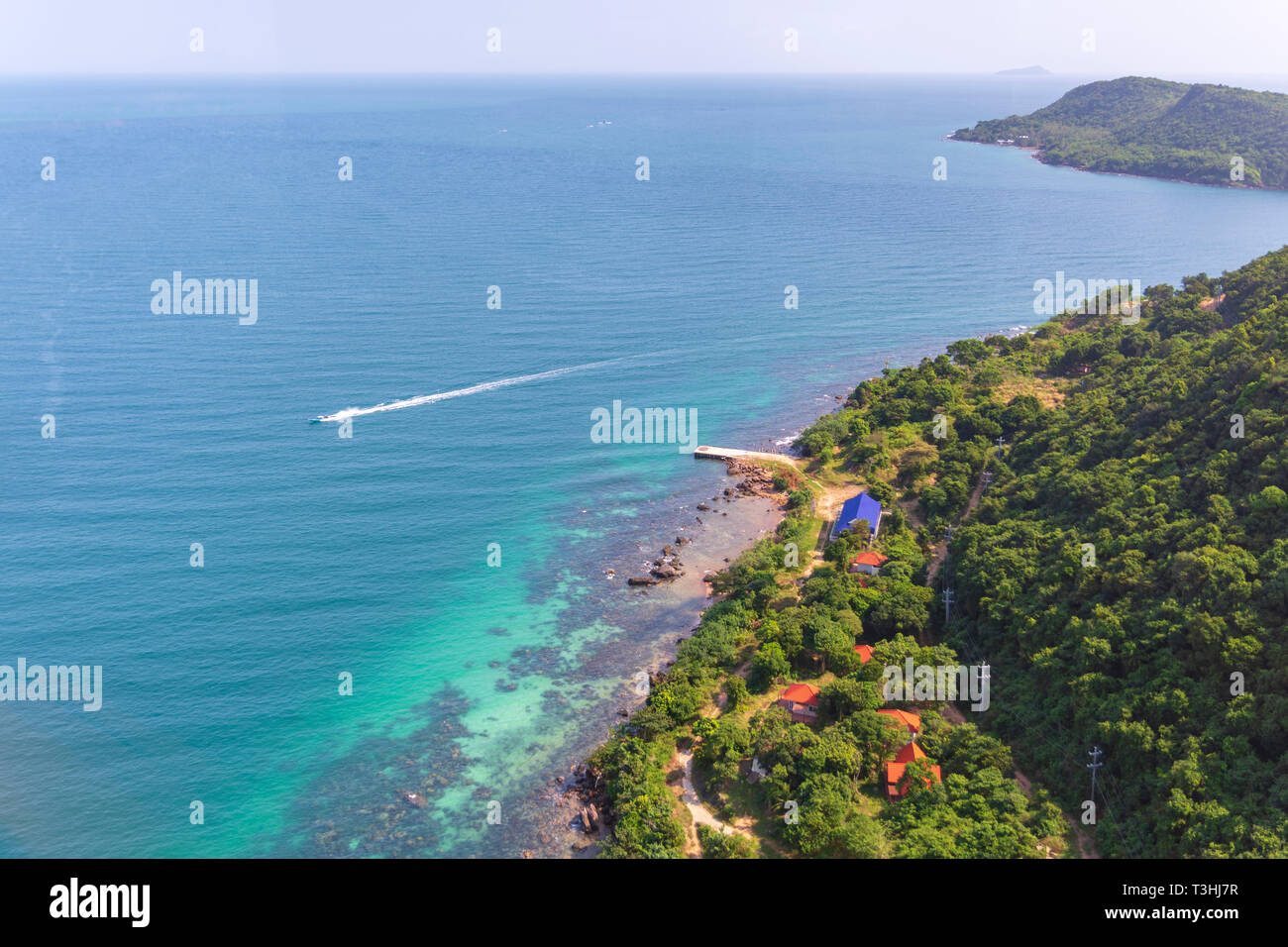 View over Hon Thom Island coast from Phu Quoc cable car with a speed ...