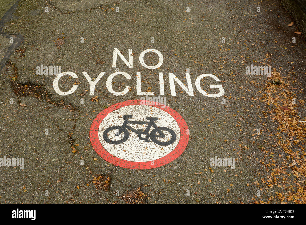 Highway code hi-res stock photography and images - Alamy