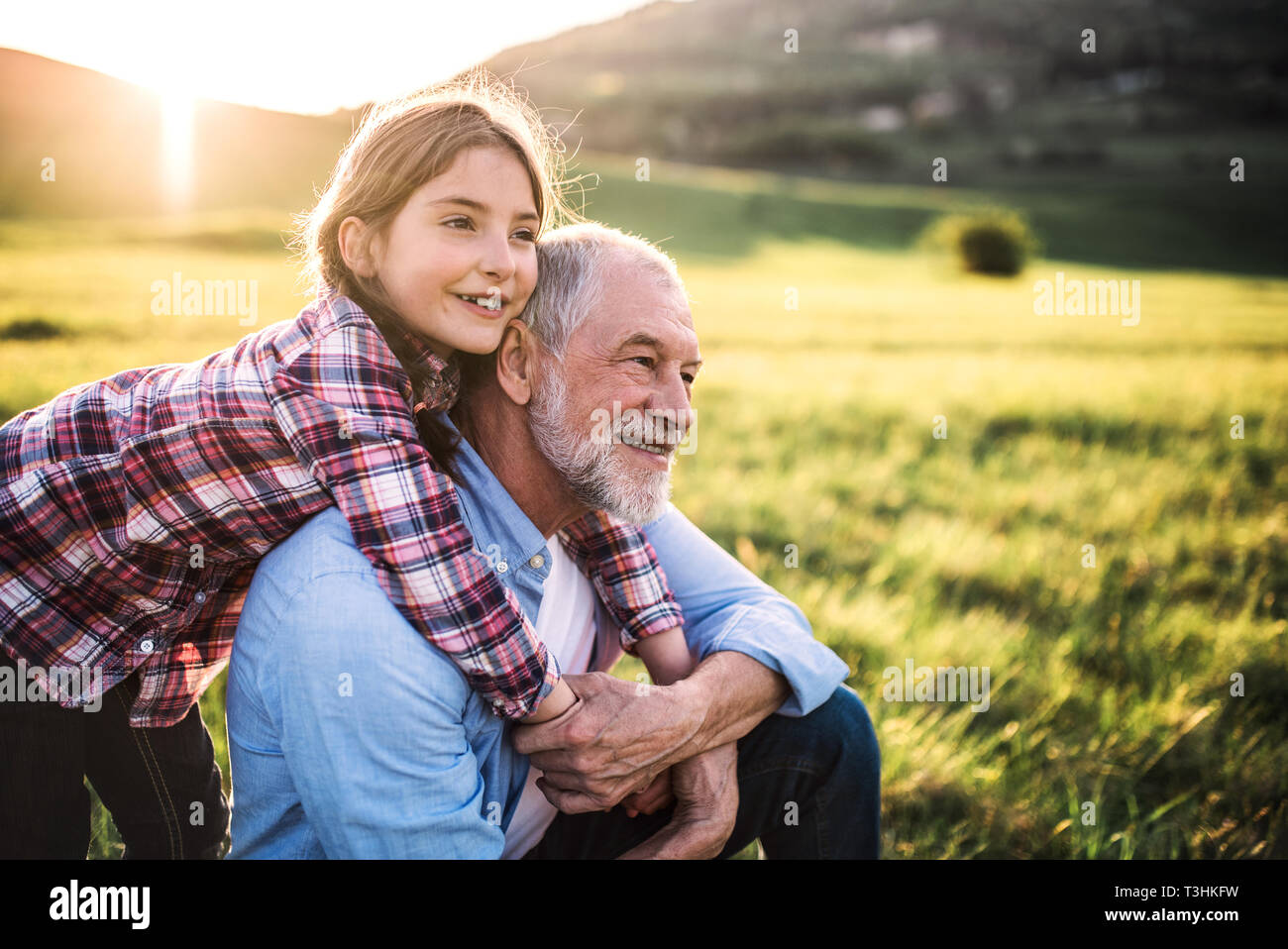 Grandfather with children hi-res stock photography and images - Alamy