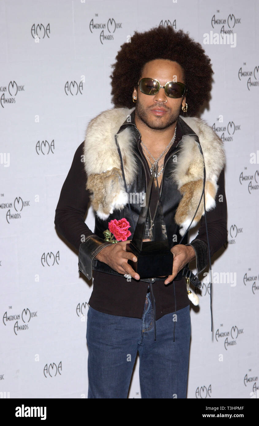 LOS ANGELES, CA. January 09, 2002: Singer LENNY KRAVITZ at the American ...