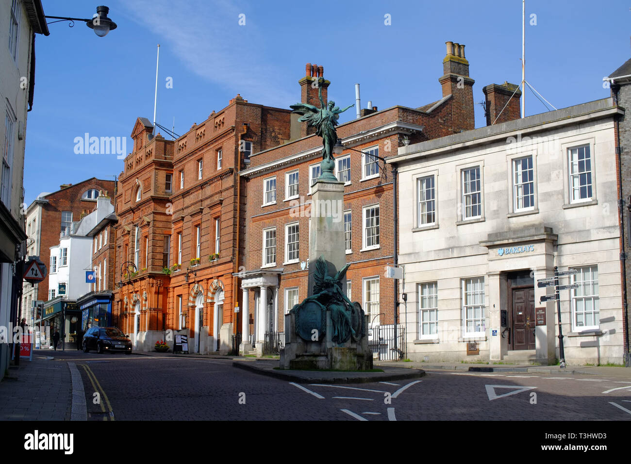 Lewes High Street, East Sussex, UK, showing Lewes Town Hall, war ...