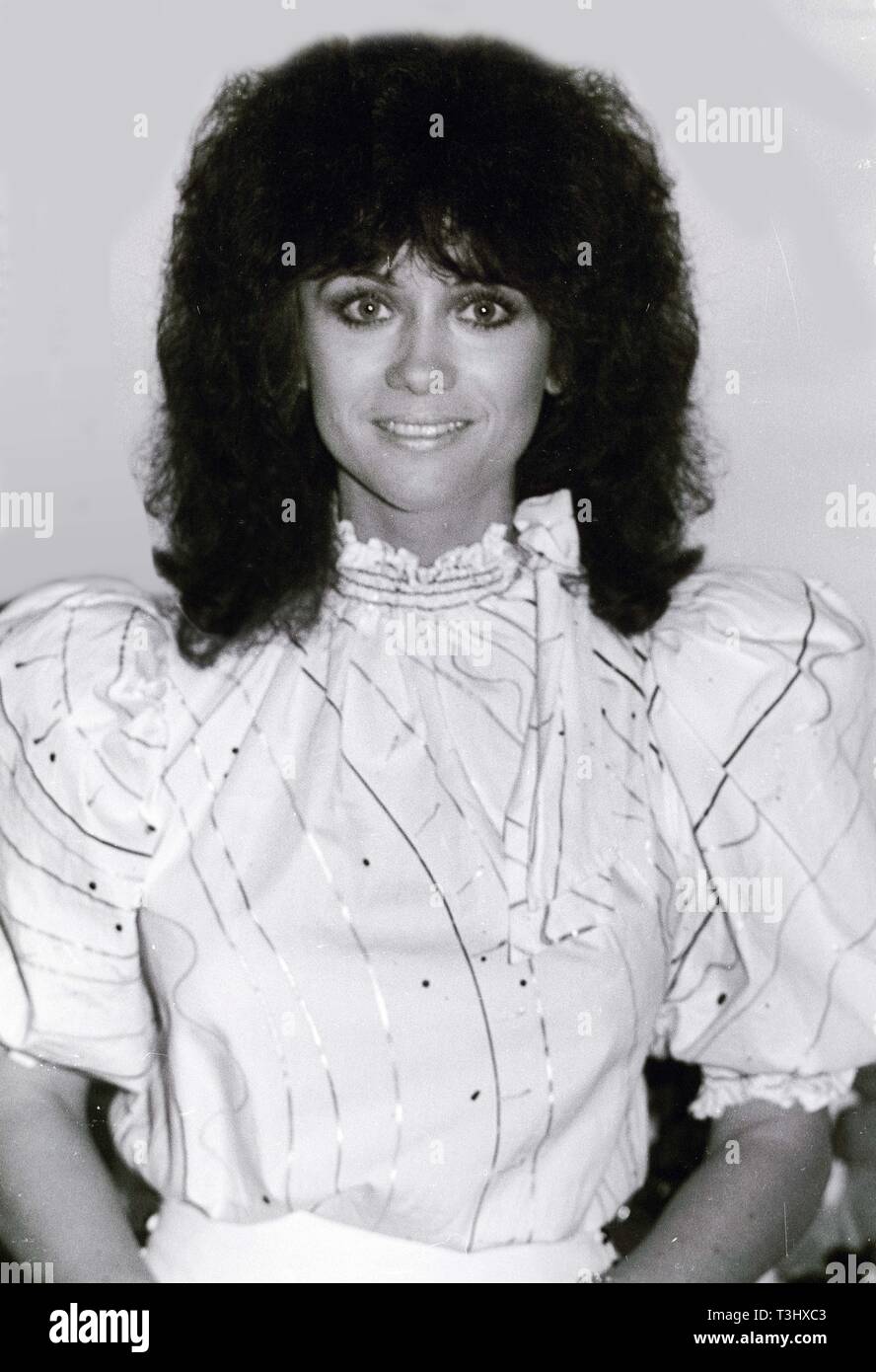 Louise Mandrell