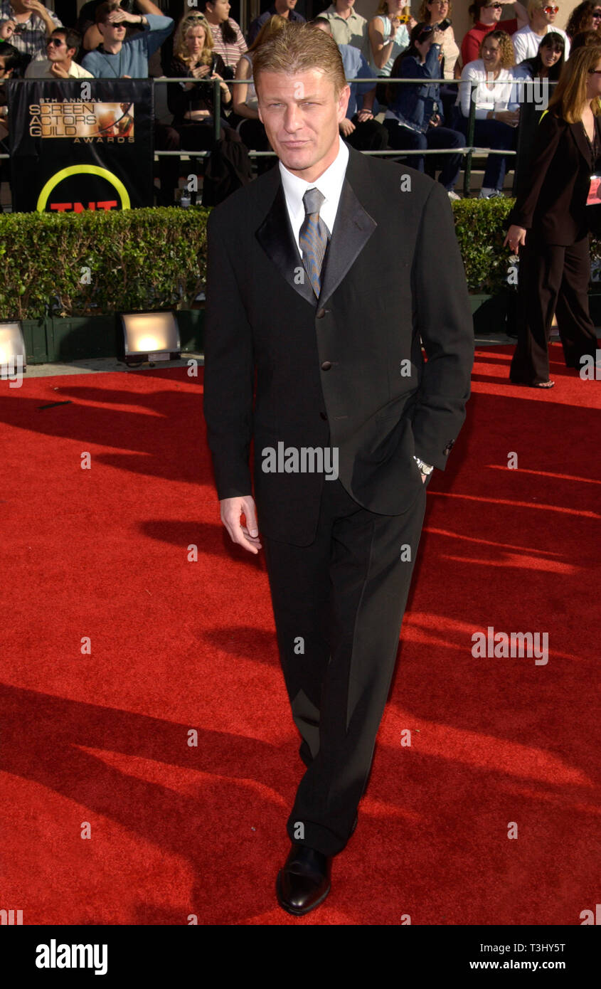 LOS ANGELES, CA. March 10, 2002: Actor SEAN BEAN at the 8th Annual ...
