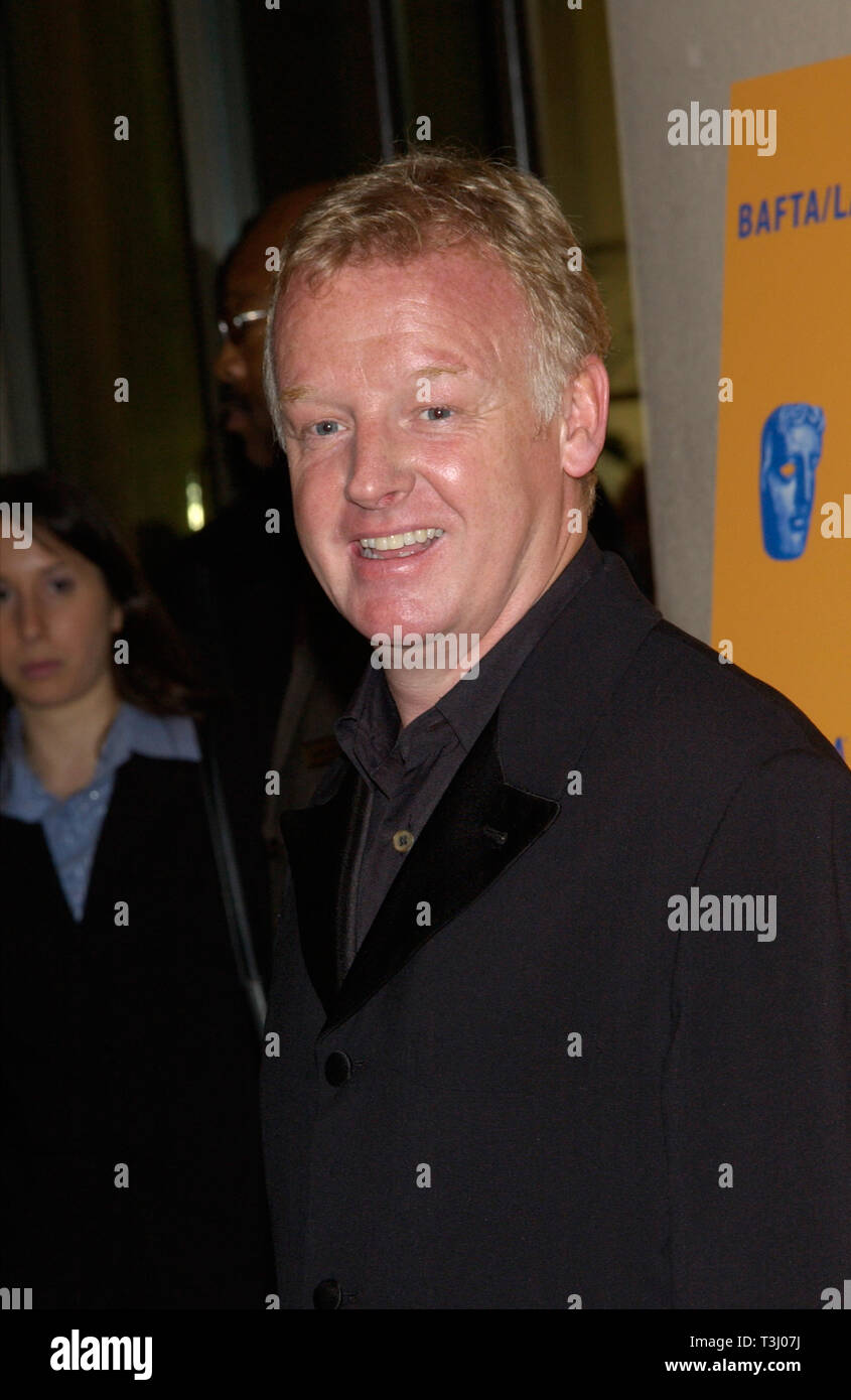 LOS ANGELES, CA. April 12, 2002: Comedian LES DENNIS at the 11th Annual ...