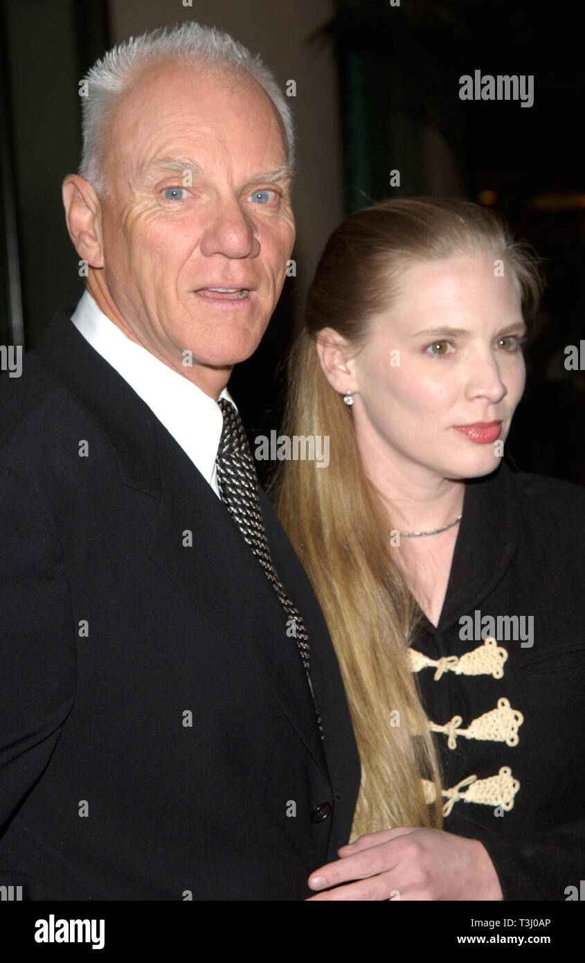 Malcolm mcdowell 2002 hi-res stock photography and images - Alamy