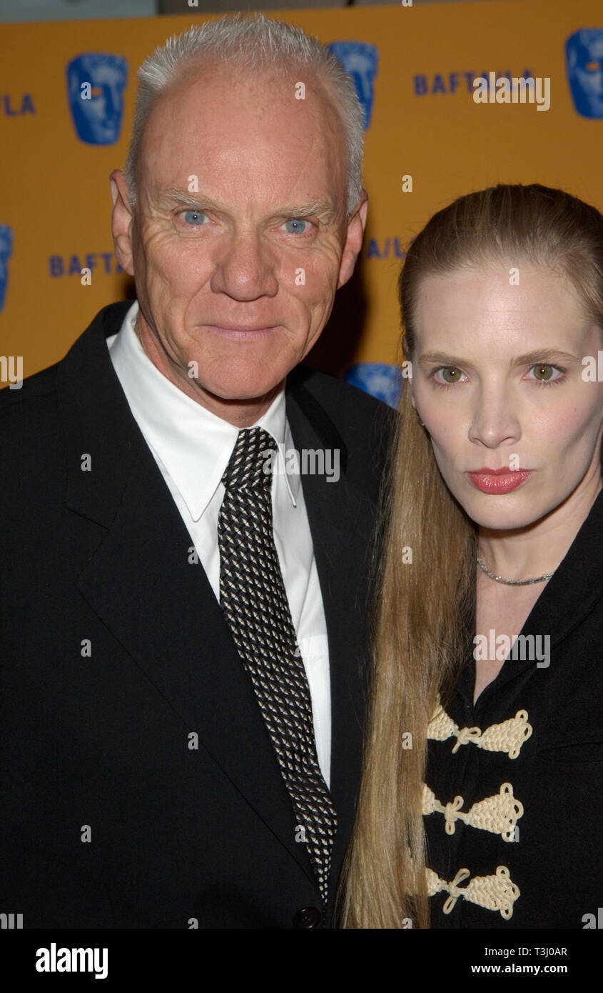 Malcolm mcdowell 2002 hi-res stock photography and images - Alamy