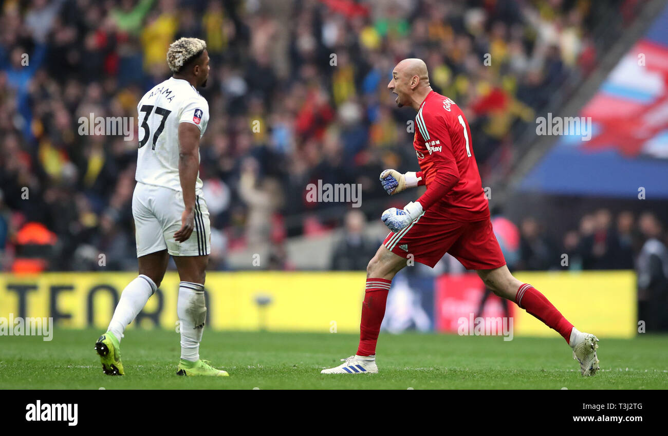 Watford goalkeeper Heurelho Gomes celebrates victory as Wolverhampton ...