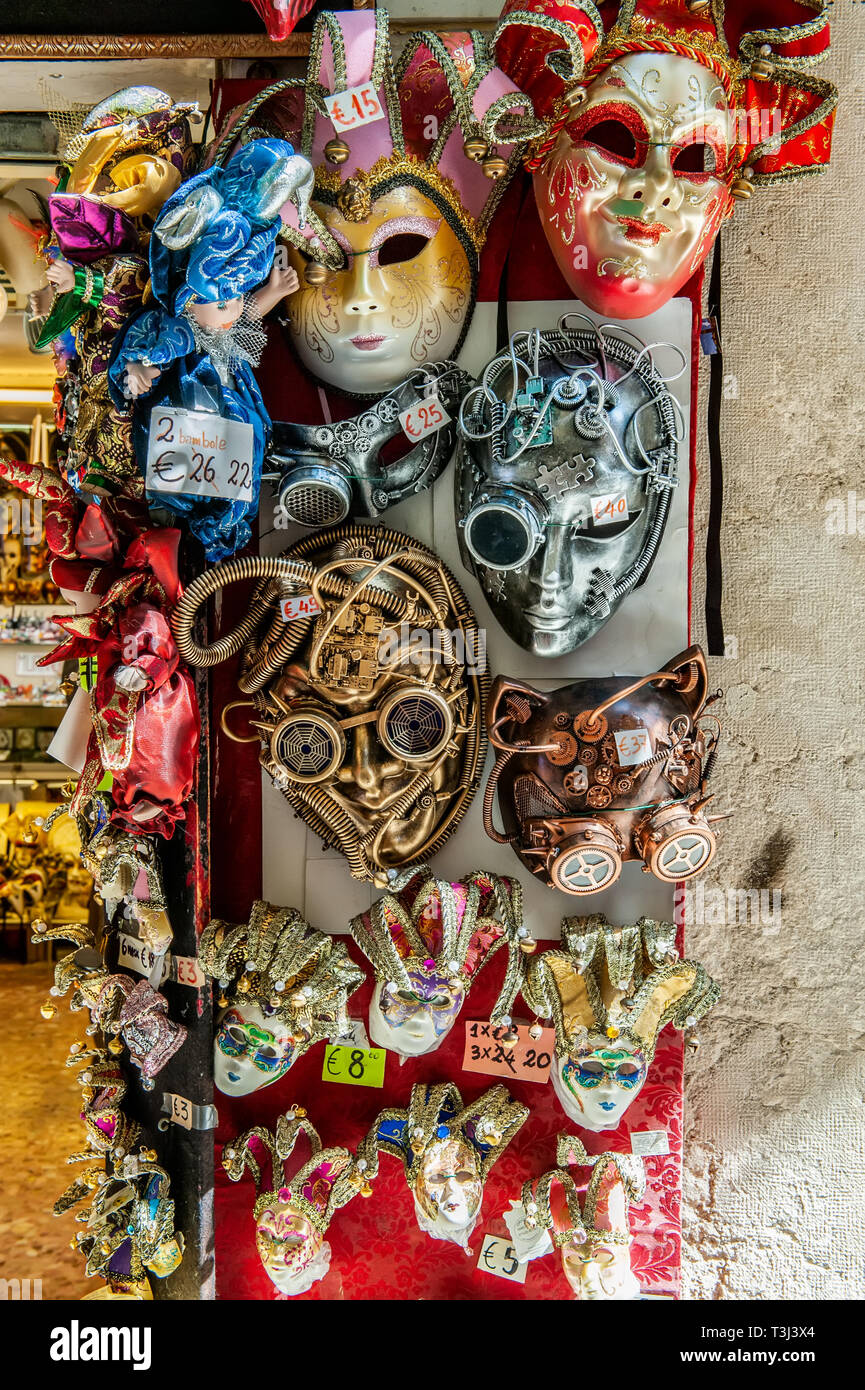 Victorian masquerade mask hi-res stock photography and images - Alamy