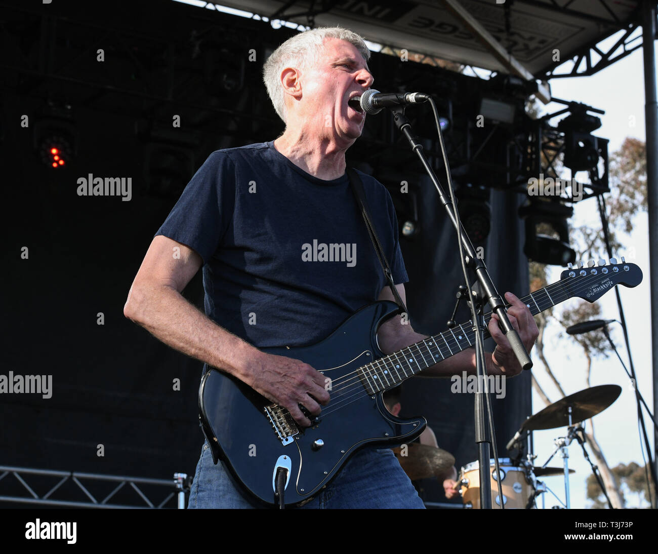 Greg ginn black flag hi-res stock photography and images - Alamy