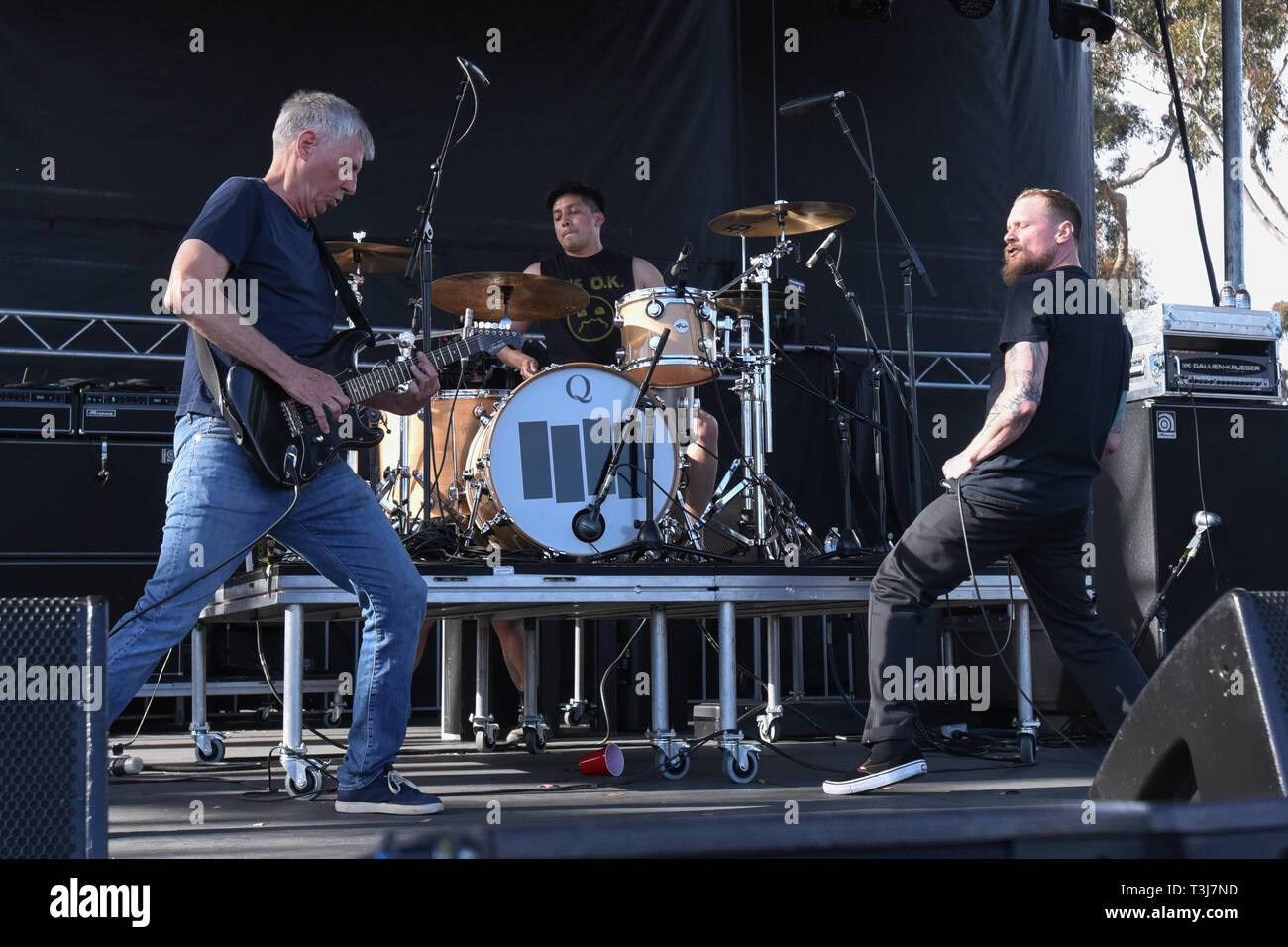 Greg ginn black flag hi-res stock photography and images - Alamy