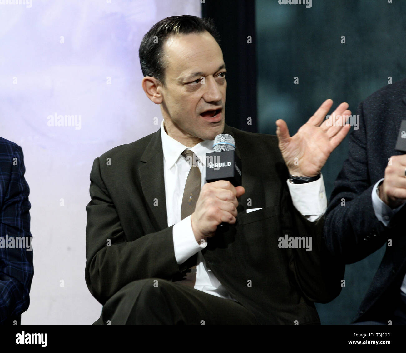 New York, USA. 05 Oct, 2016. Ted Raimi at The BUILD Series, discussing ...