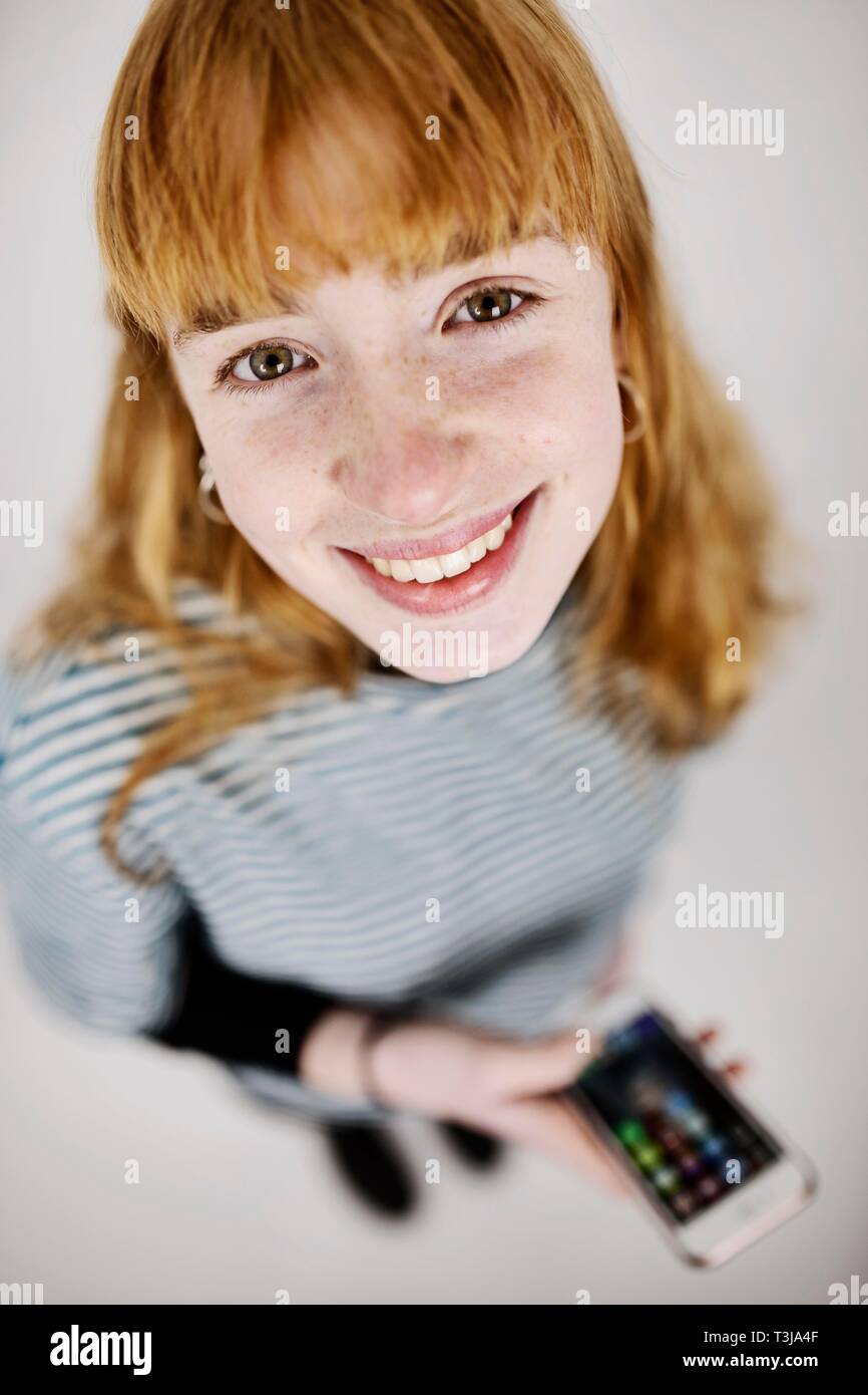 Teenager grin hi-res stock photography and images - Alamy